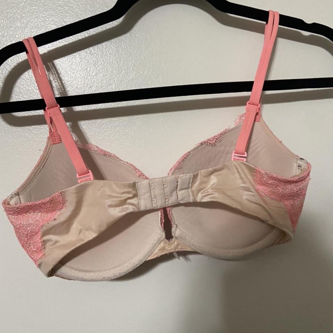 Victoria's Secret Women's Bra | Depop