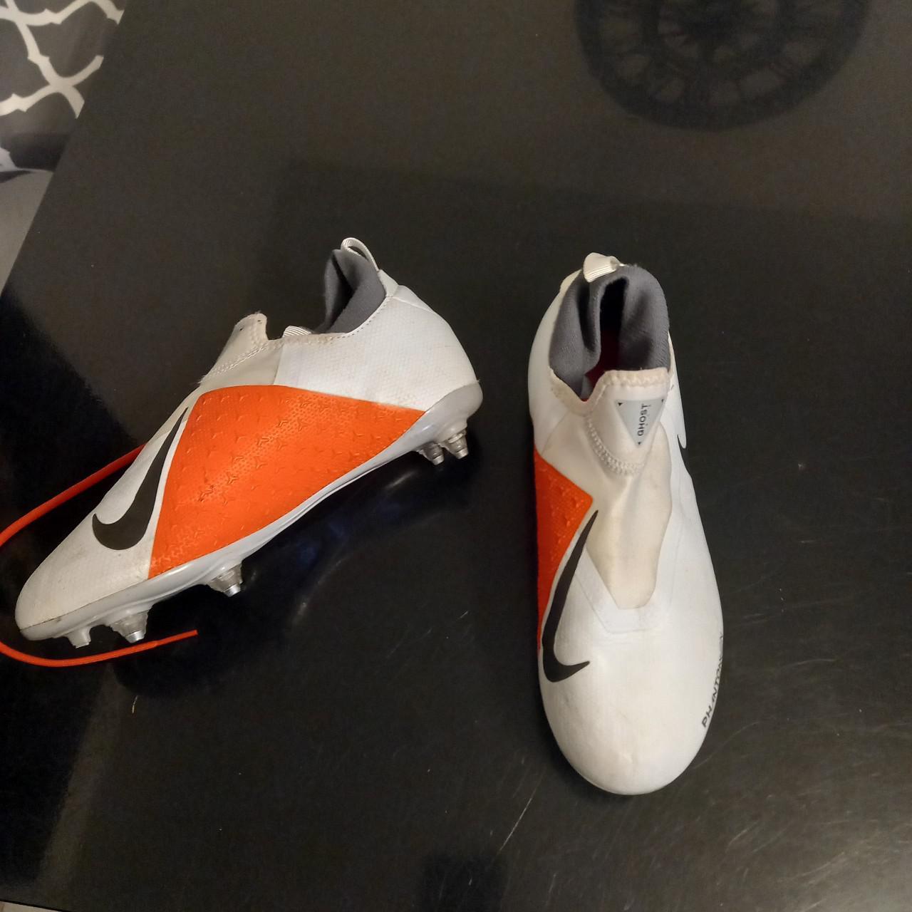 Kids nike football boots size 5.5 - Depop