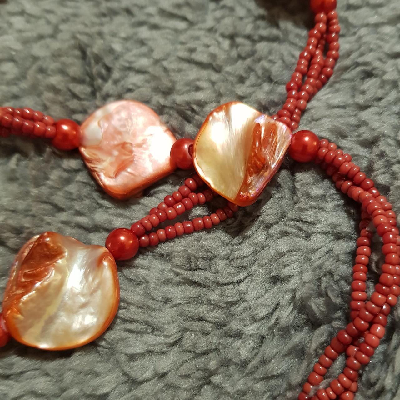 Stunning vintage pink red pearly shell beaded long... - Depop