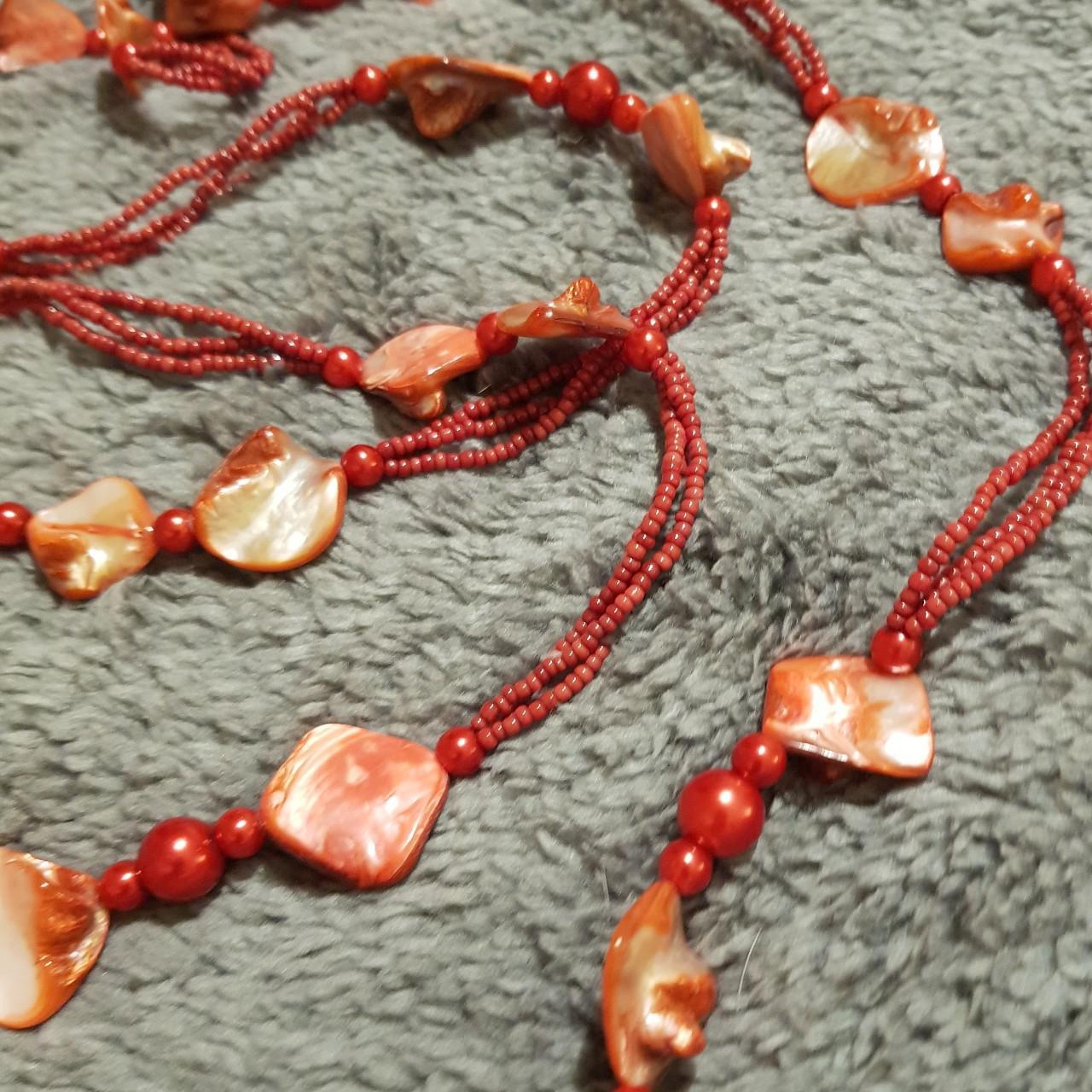 Stunning vintage pink red pearly shell beaded long... - Depop