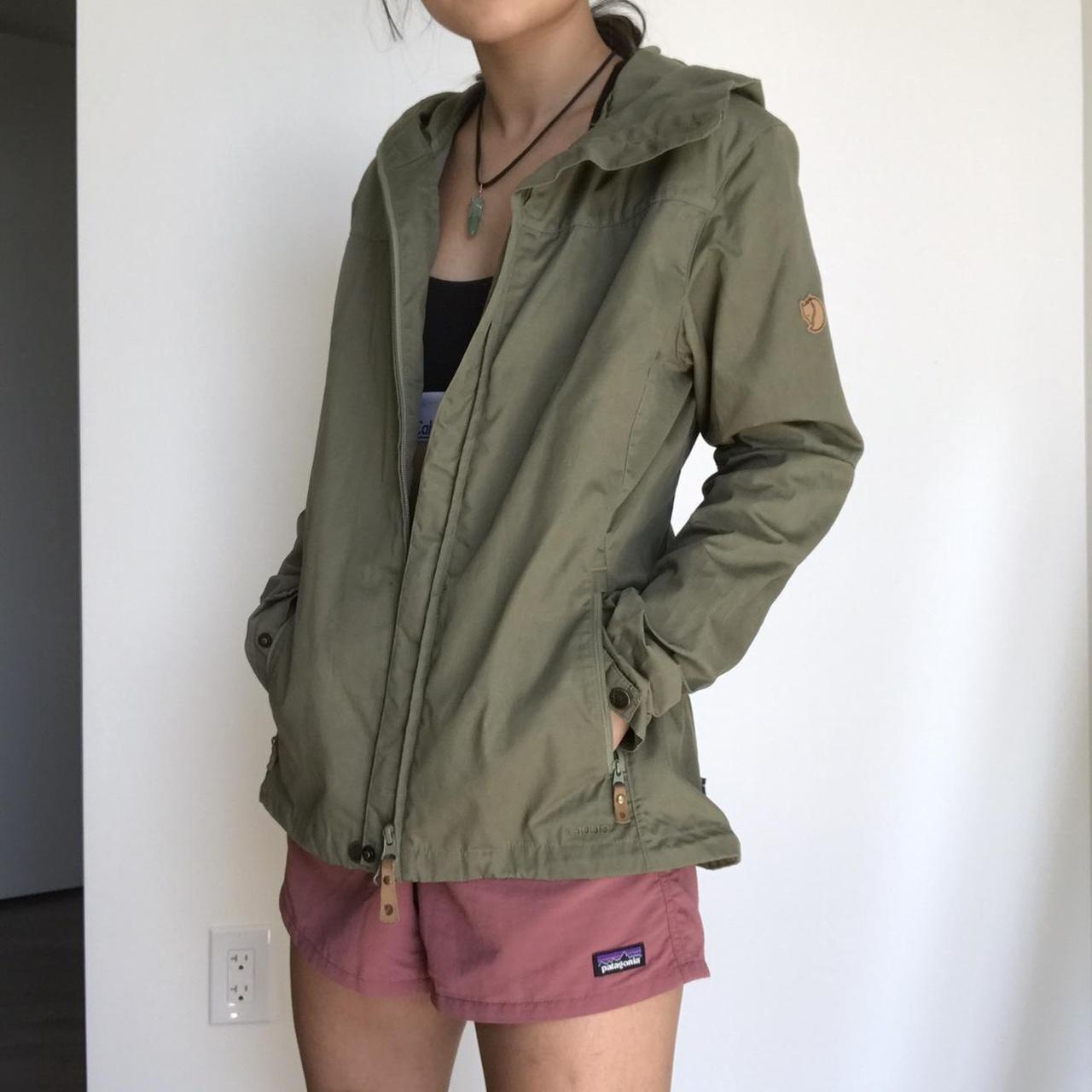 Fjallraven green Stinta Jacket Worn twice, like new... - Depop