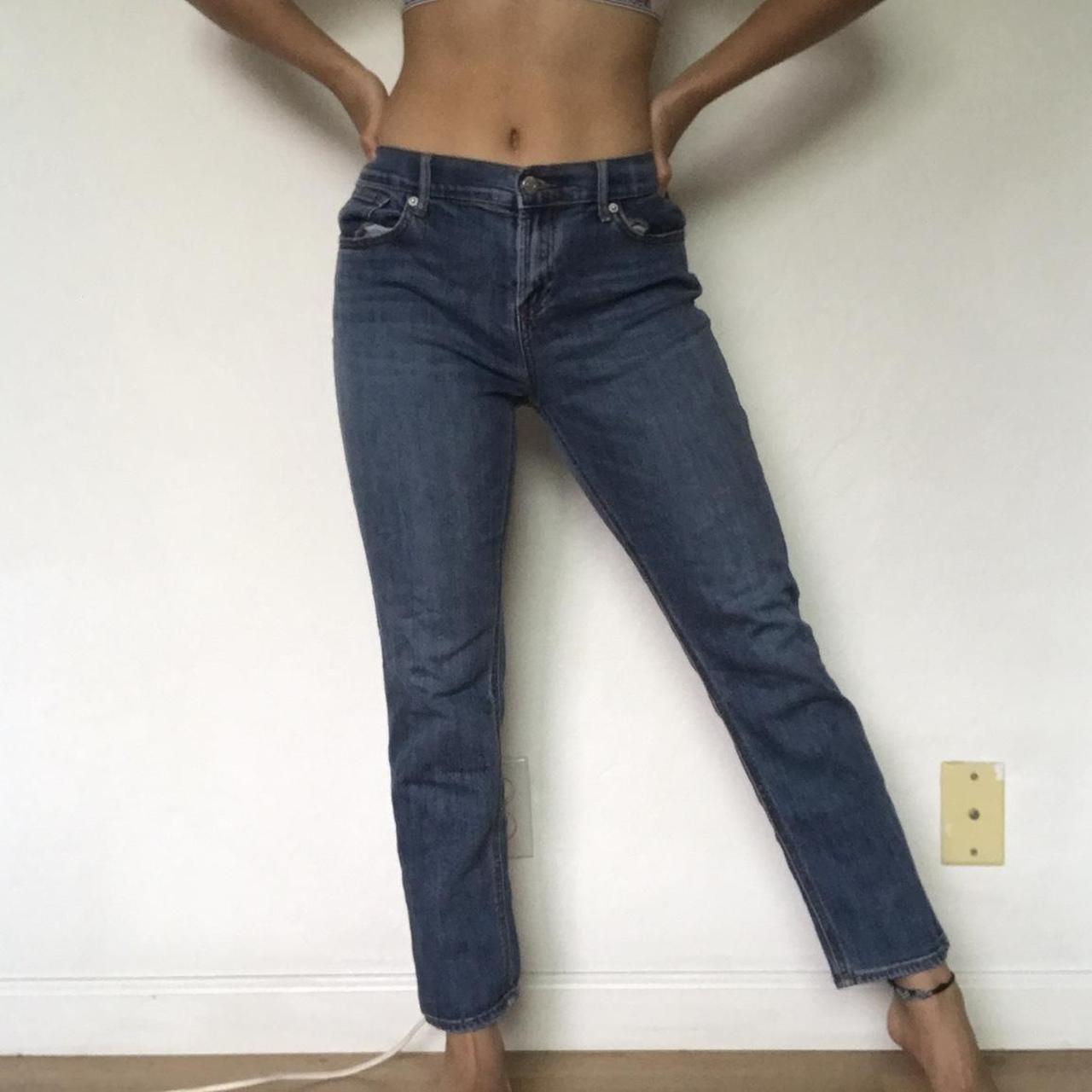 Old Navy Denim mid-rise straight jeans Excellent... - Depop