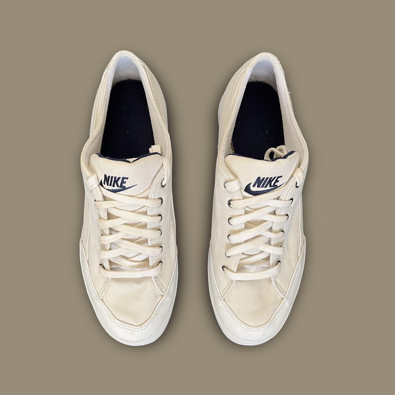 (GRAIL) Nike: GTS (Cream/White/Navy) (1994) (Unisex)... - Depop