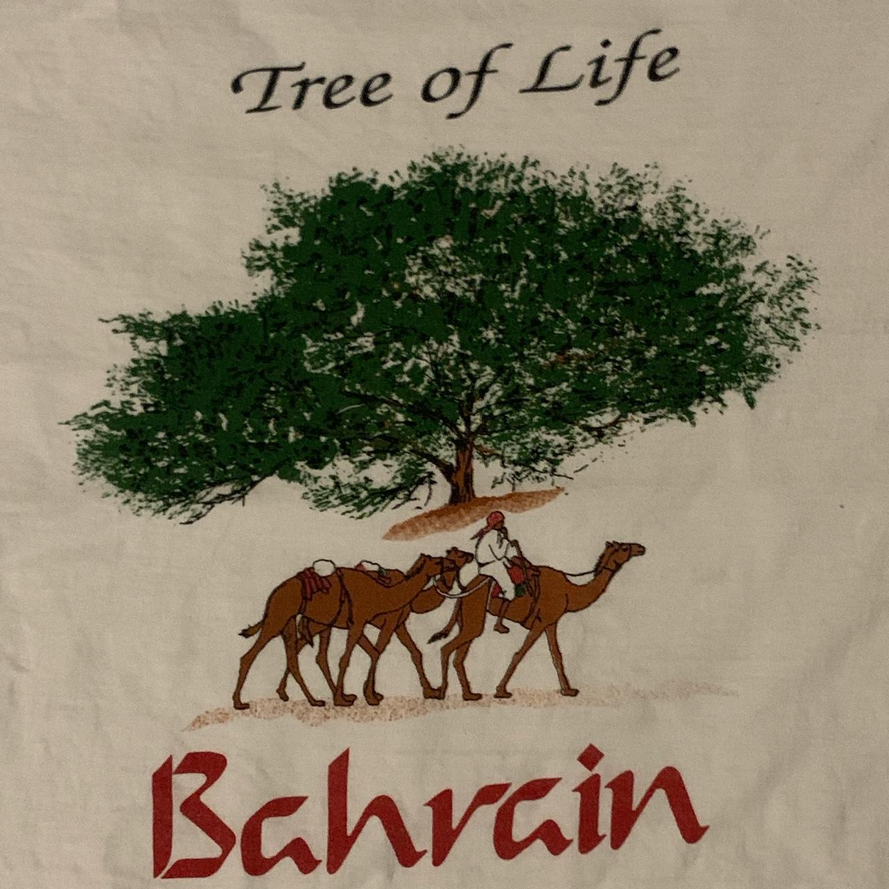 Vintage Tree of Life Bahrain tee cool little... - Depop