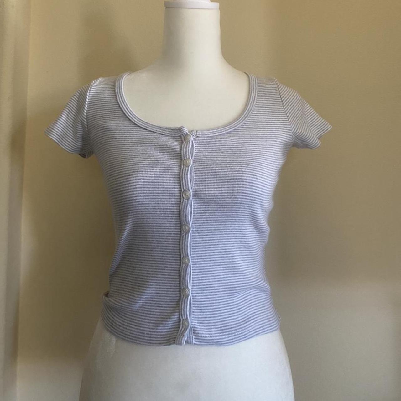 super cute brandy melville gray and white zelly... - Depop