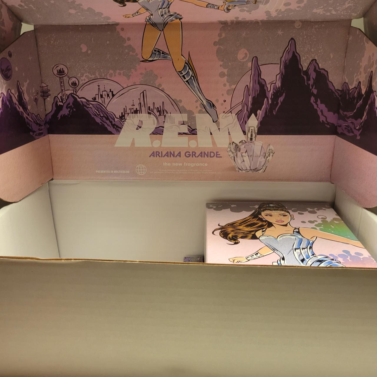 Ariana Grande R.E.M Fan Box Set Eau de Parfum 3.4 oz... - Depop