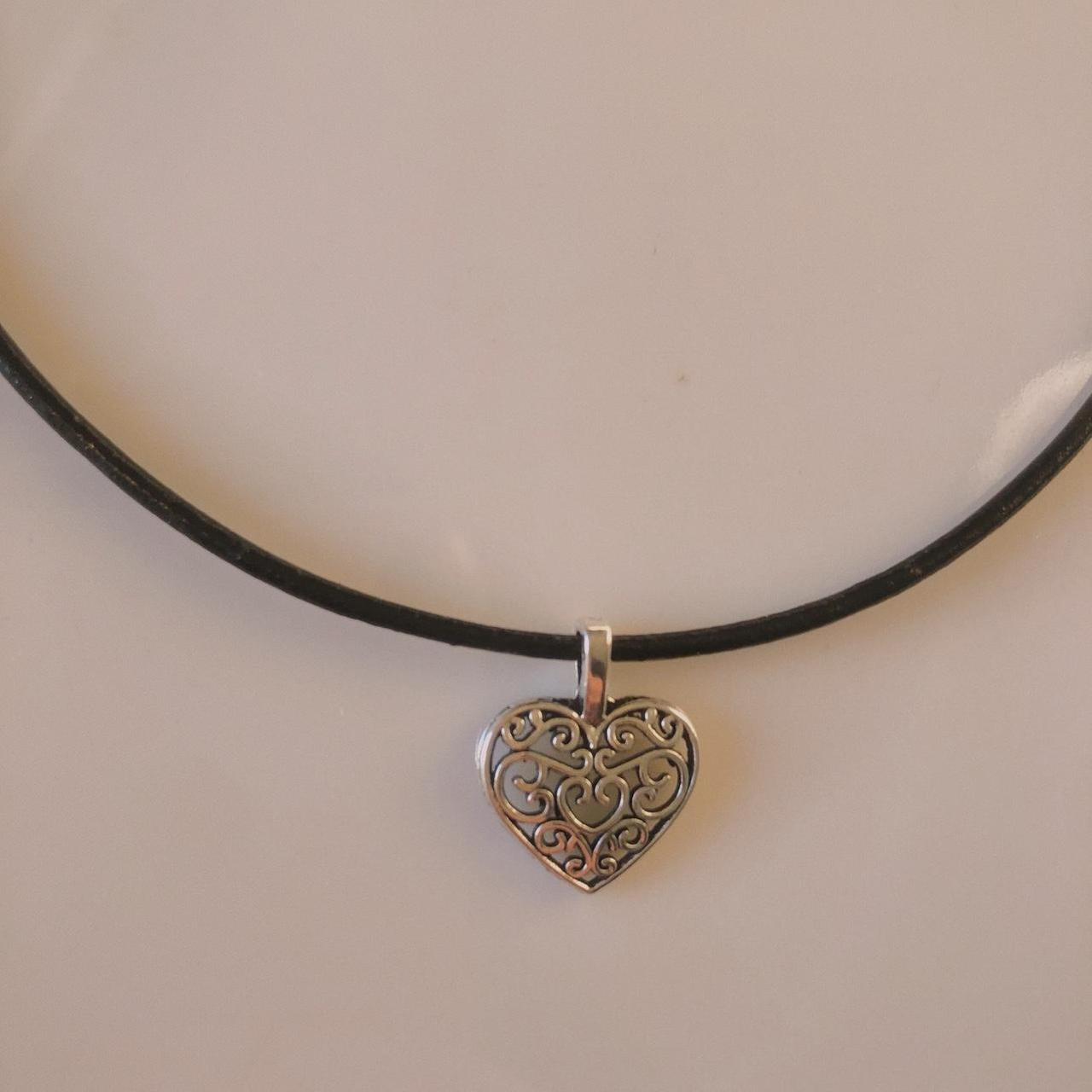 💖 y2k 90s heart charm necklace Silver heart charm... - Depop