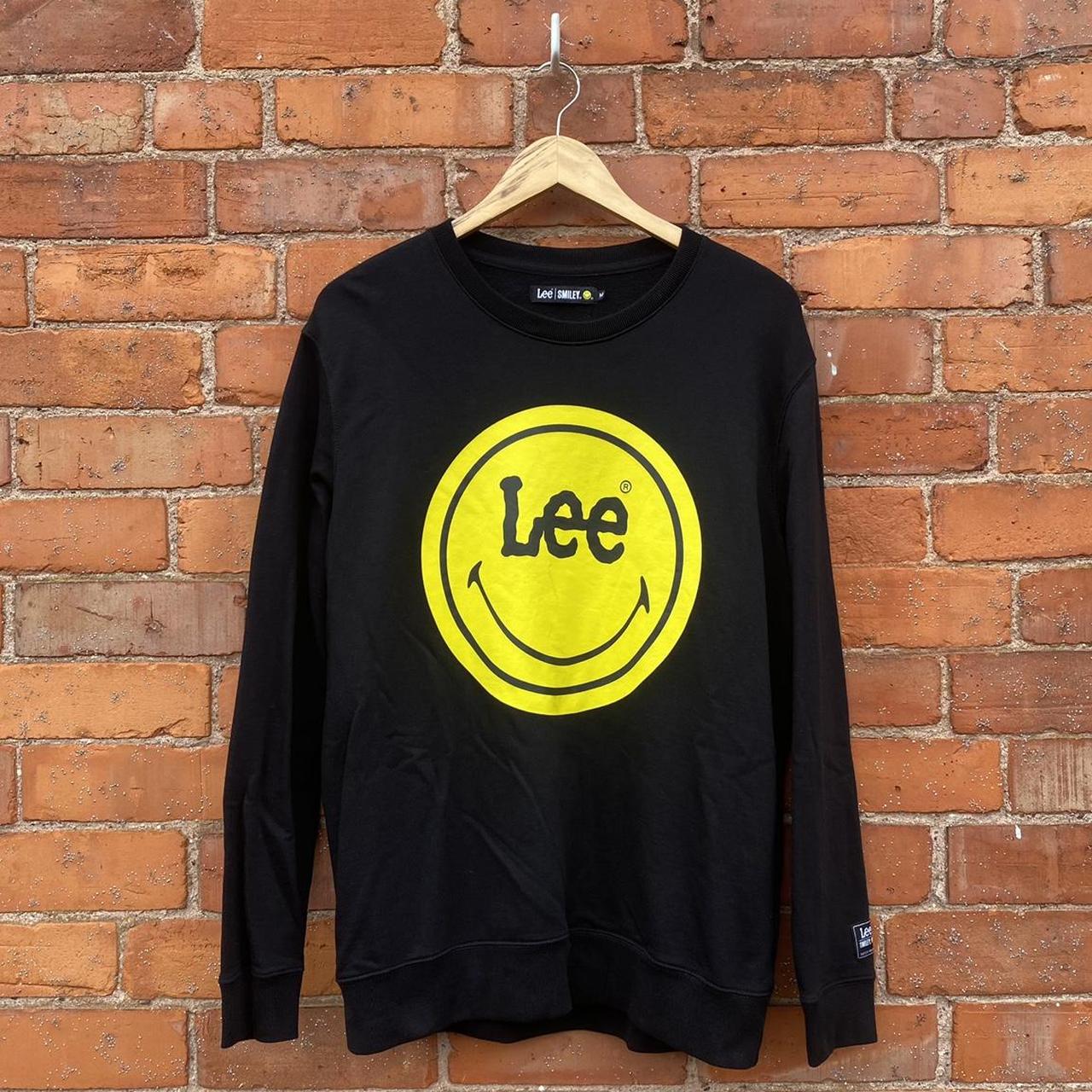 LEE Smiley Crewneck Jumper / Crew Sweater in a... - Depop