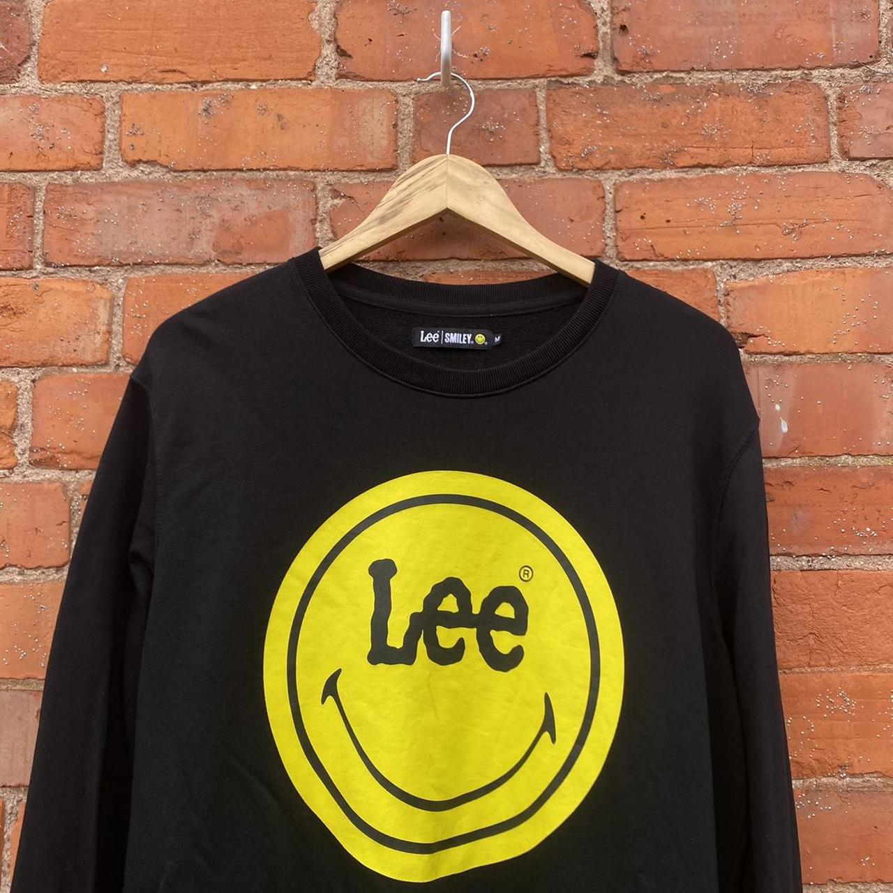 LEE Smiley Crewneck Jumper / Crew Sweater in a... - Depop