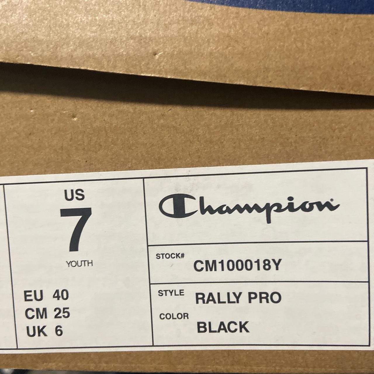 Champion Men's Black and White Trainers | Depop