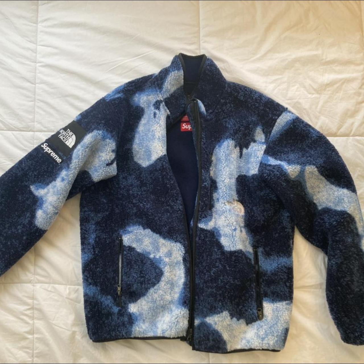 Supreme x TNF fleece - Depop