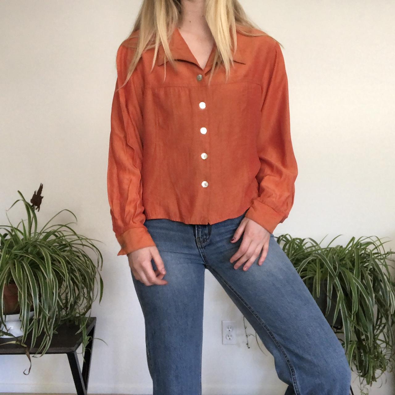 🍊VINTAGE ORANGE RUST COLORED BLOUSE🍊 This blouse is... - Depop