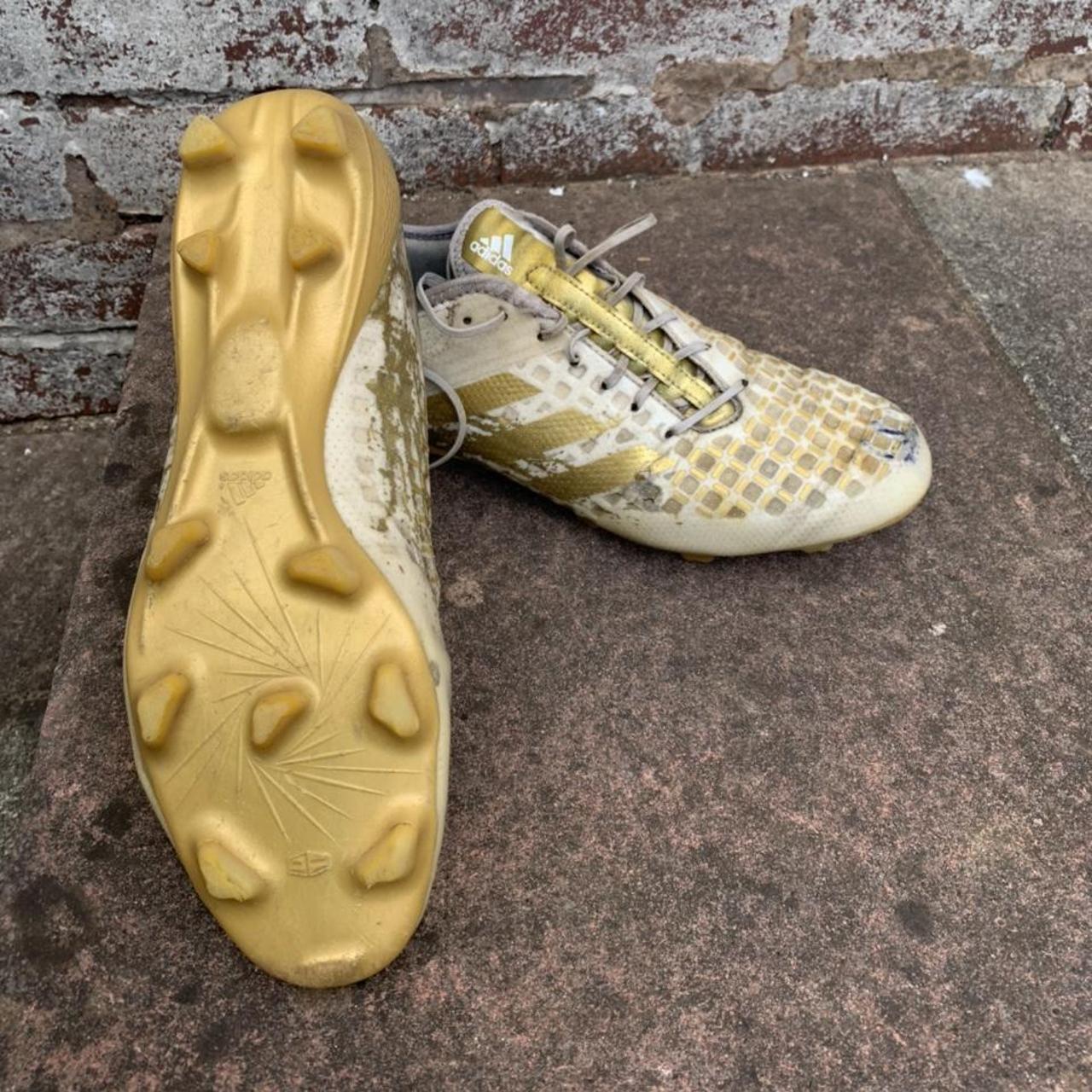 Adidas Predator Malice Incurza Well worn, small tear... | Depop