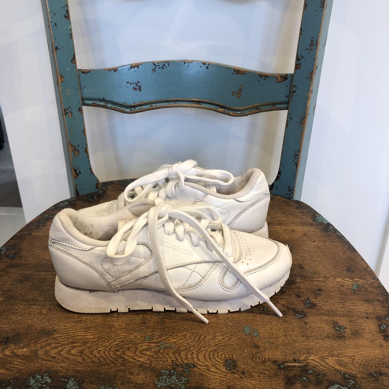 Reebok Classics pearl finish trainers Size 4 Well... - Depop