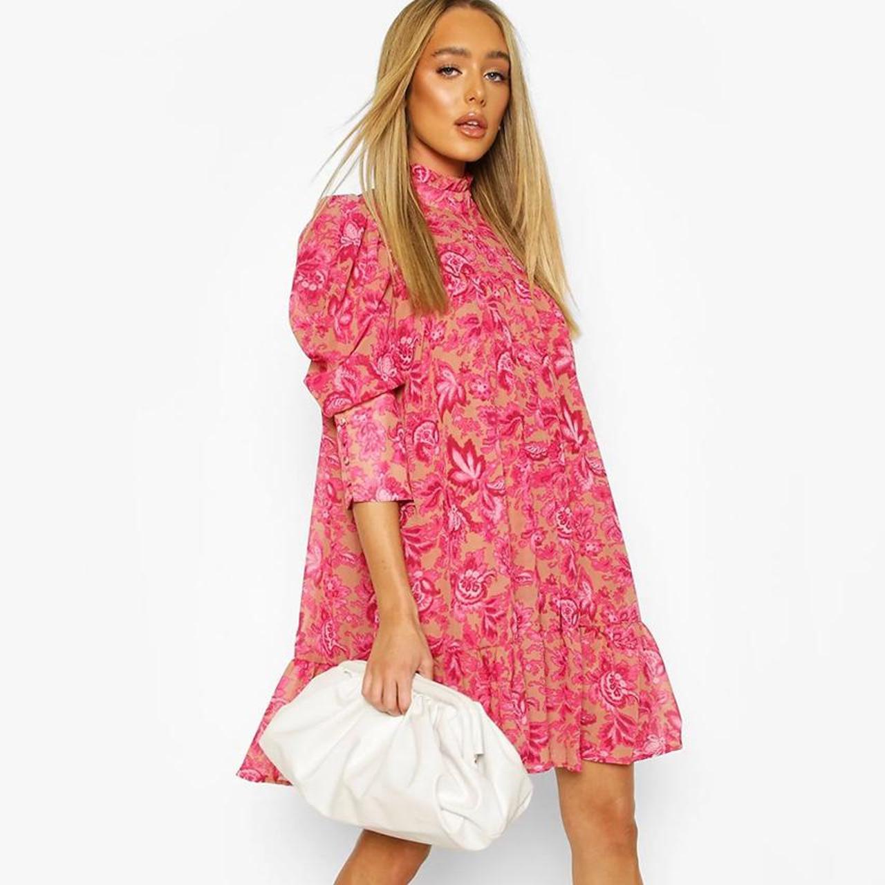 Boohoo Women's Pink and Cream Dress | Depop