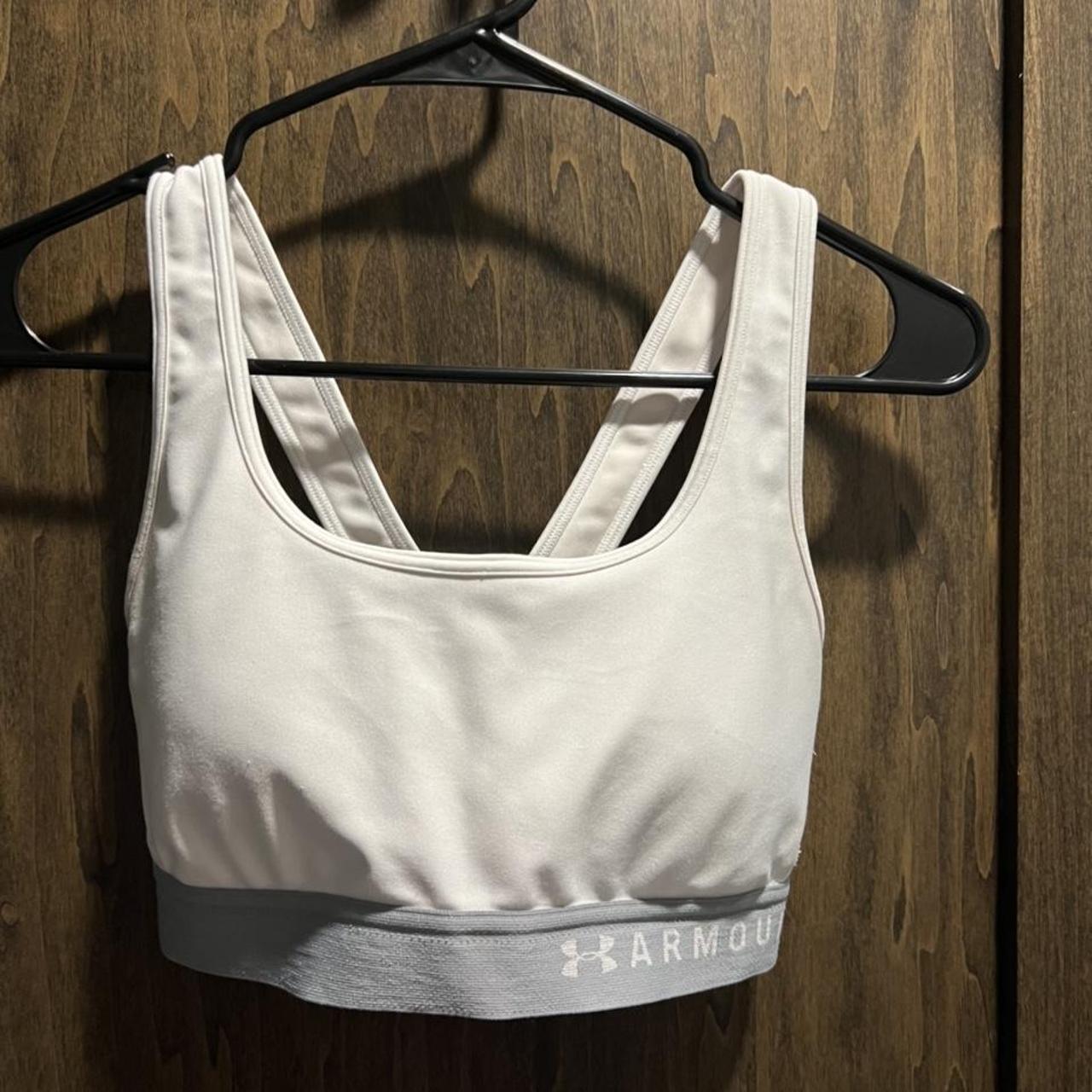 Under Armour Women's White and Grey Bra | Depop