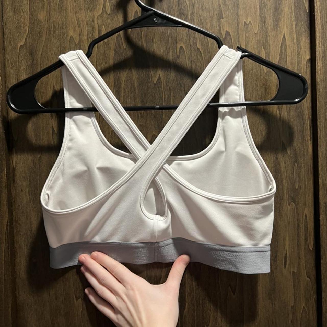 Under Armour Women's White and Grey Bra | Depop