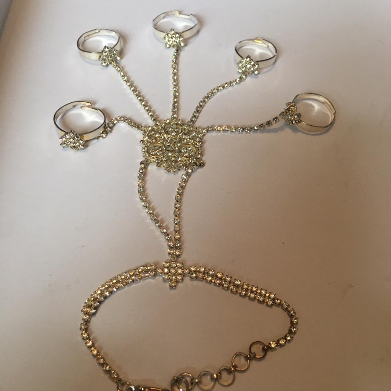 Silver hand chain with 5 rings Lovely for any... - Depop