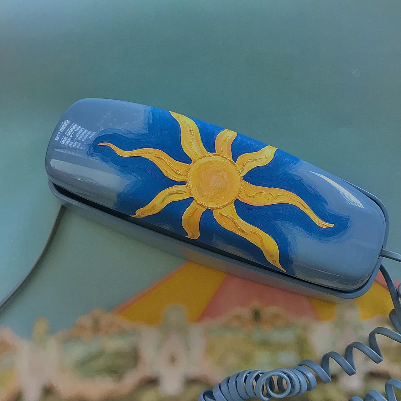 🌞 VINTAGE PAINTED PHONE 🌞 •hand painted blue... - Depop