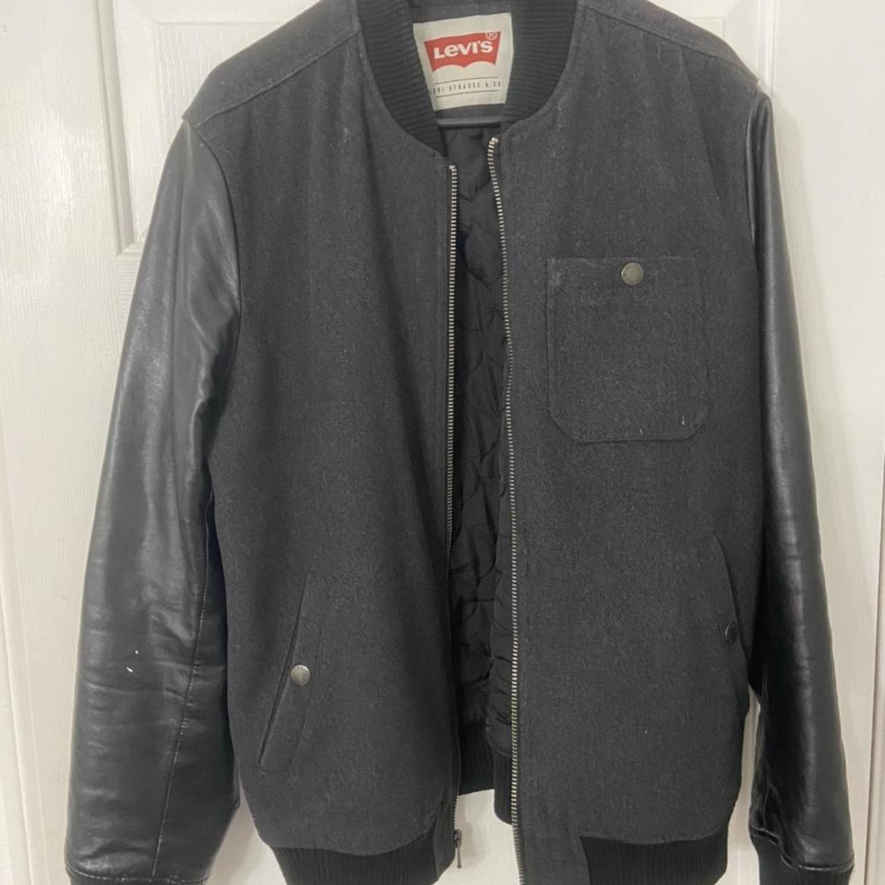 Levi’s coat GREAT quality, vintage feel - Depop