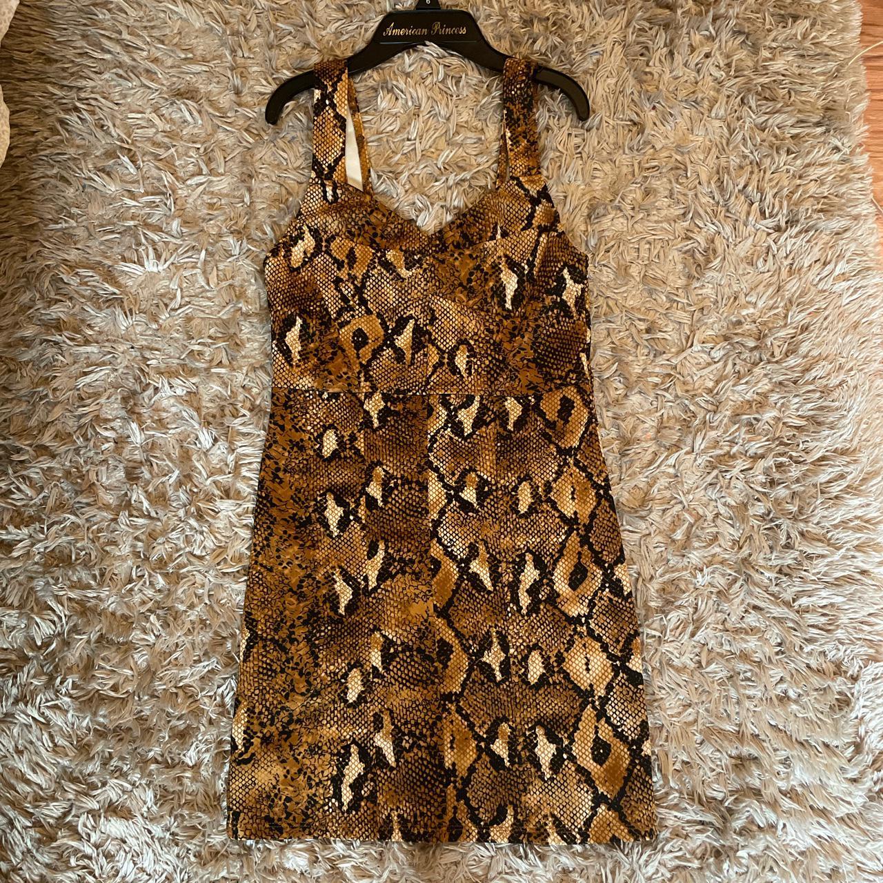 Zara Snake print dress Size small Fits like a glove - Depop