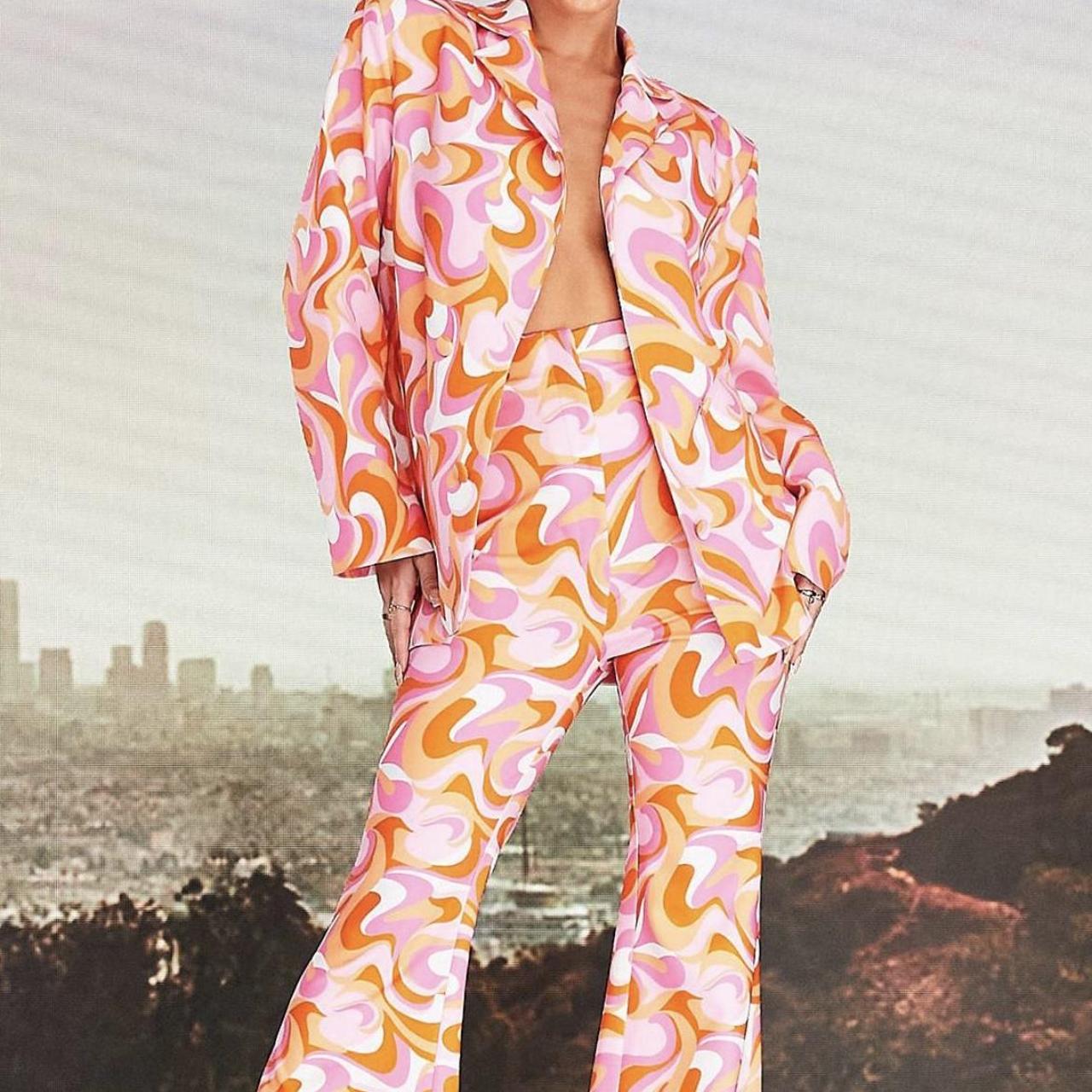 ASOS SUIT SET NWT TOP IS SIZE US 4 BOTTOMS SIZE... - Depop