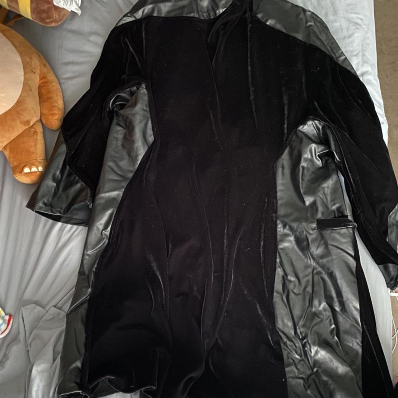 Vampire pirate esque coat (This is a make me sell... - Depop