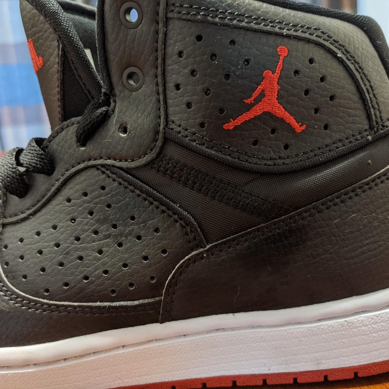 Nike Jordan's jumpman hi tops 9.5 // worn a few... - Depop