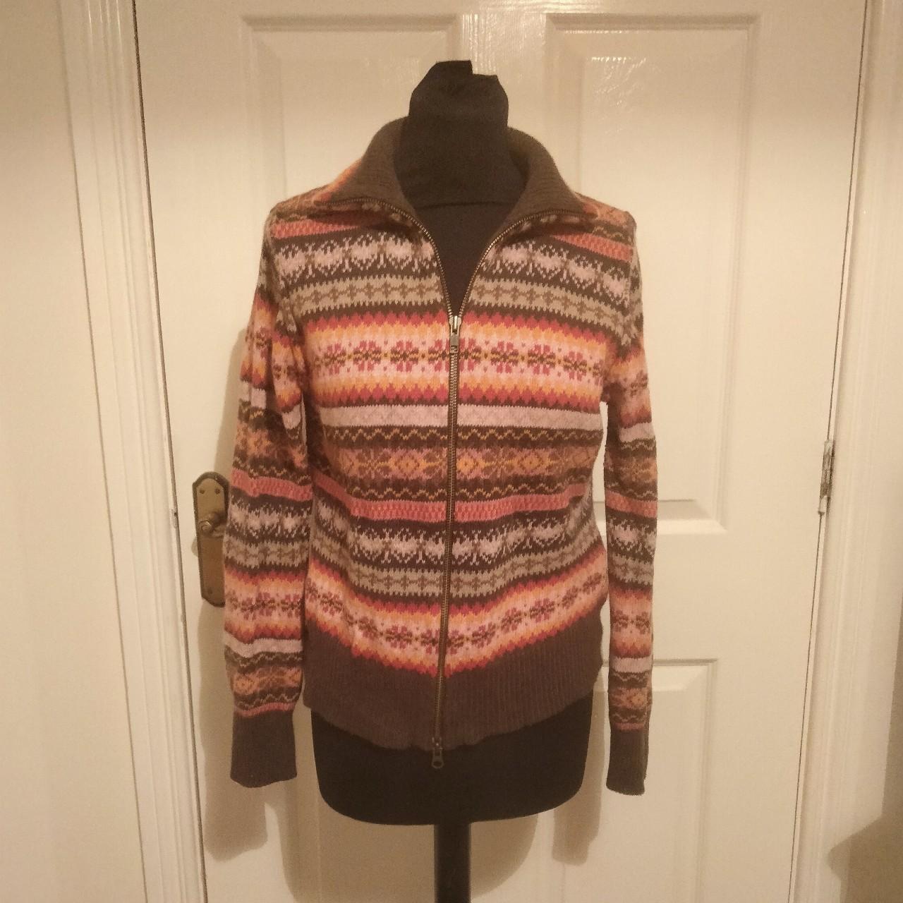 Selling this wooly style vintage zip up jumper from... - Depop