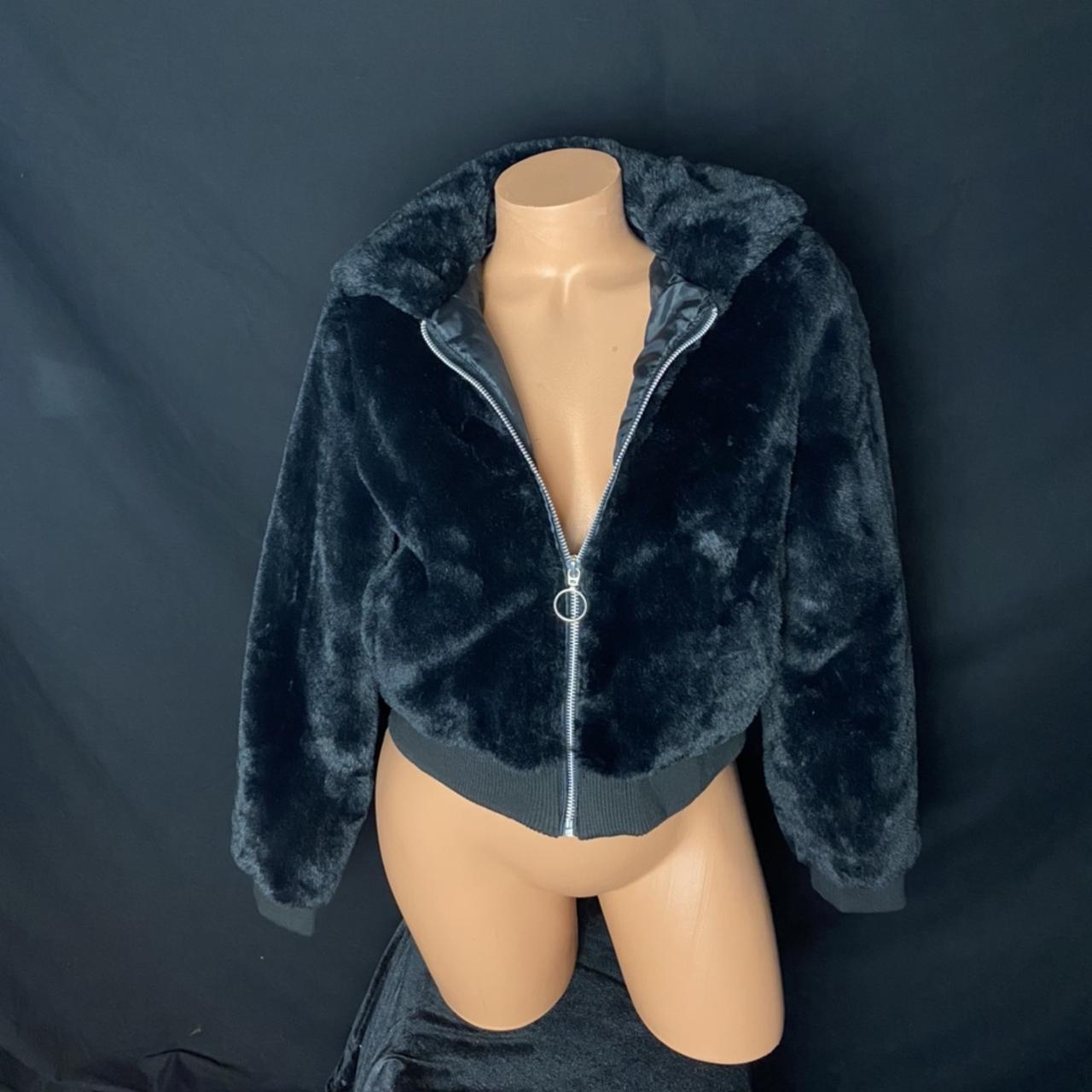 Faux Fur Zip Up Jacket with Collar. This jacket... - Depop