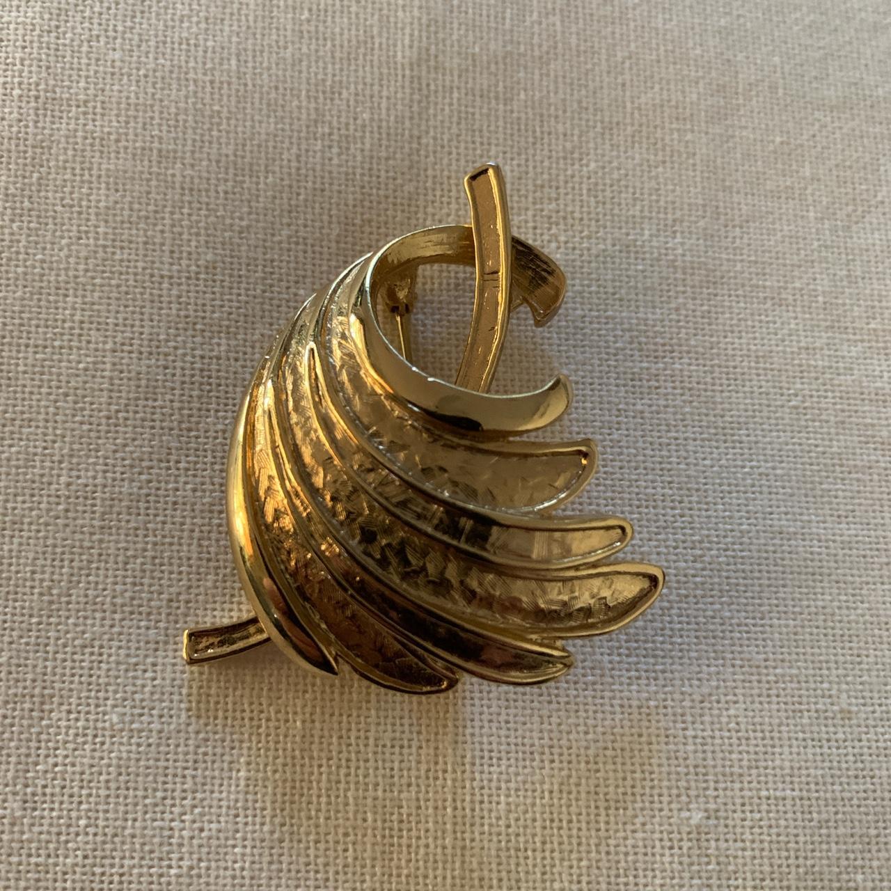 Gold Retro Large Brooch. $5 postage with... - Depop