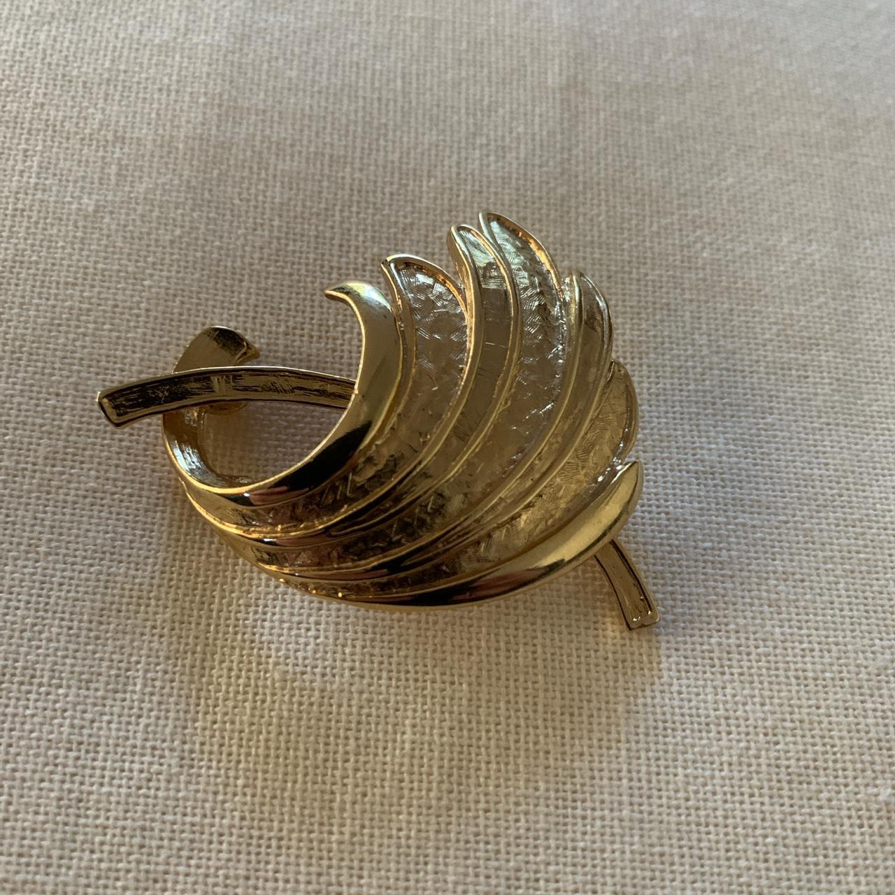 Gold Retro Large Brooch. $5 postage with... - Depop