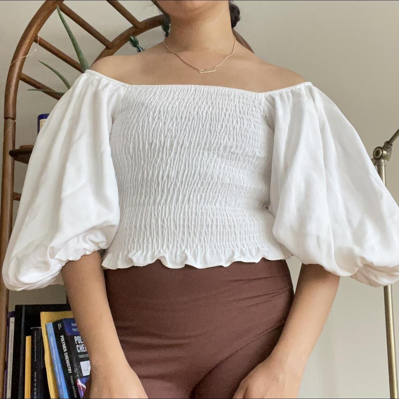 cropped ruched balloon sleeve top brought from... - Depop