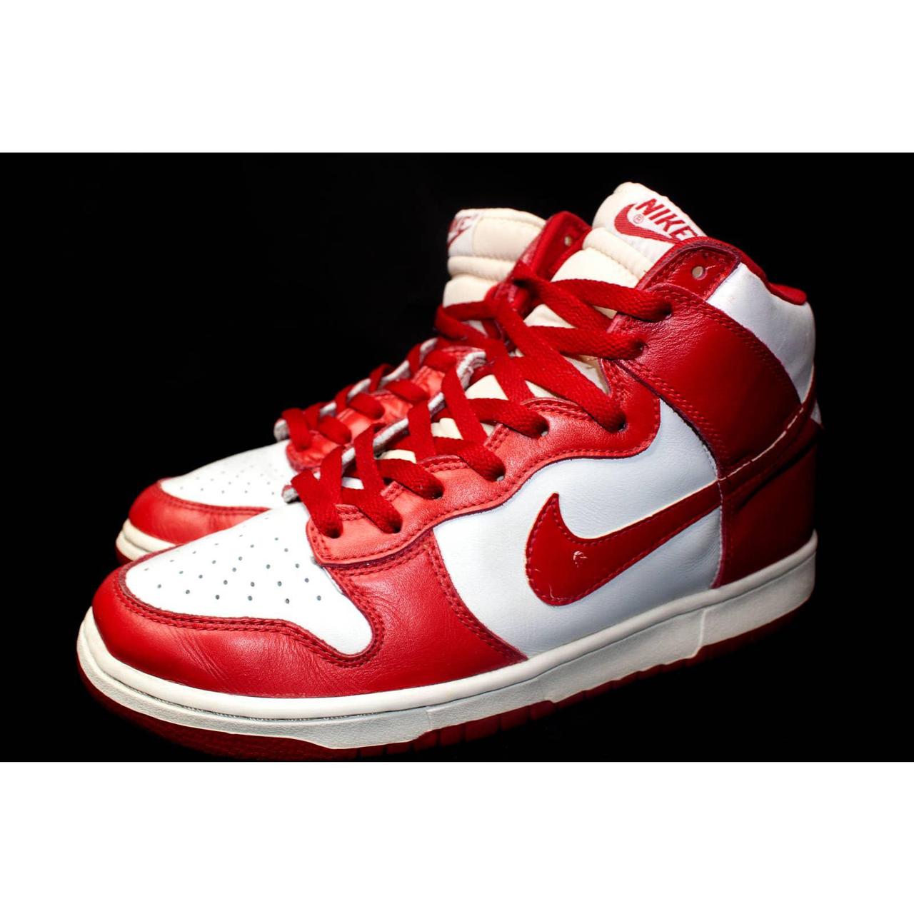 Nike Men's Red and White Trainers | Depop