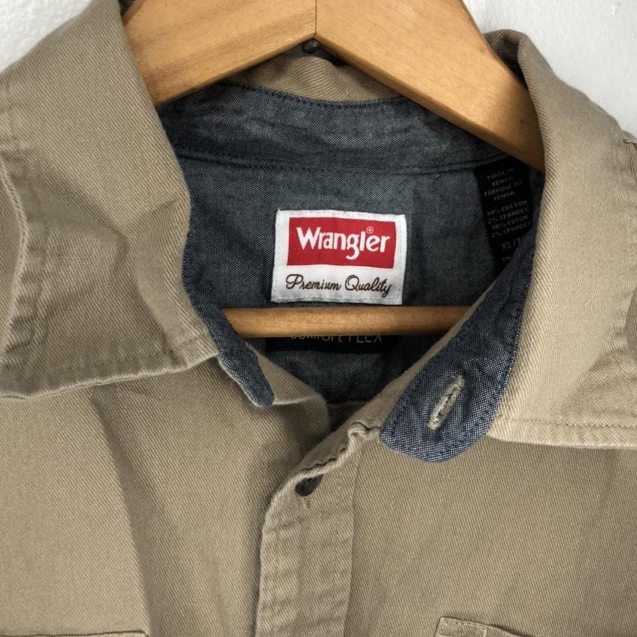 vintage wrangler button up longsleeve •size:... - Depop