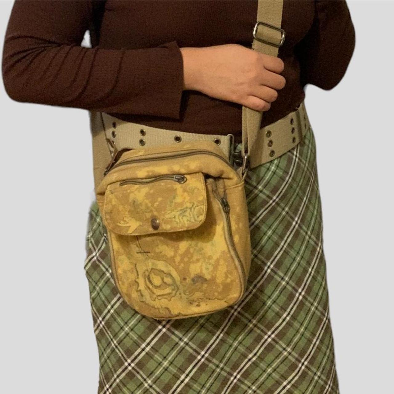 Rusty Women's Tan and Cream Bag | Depop