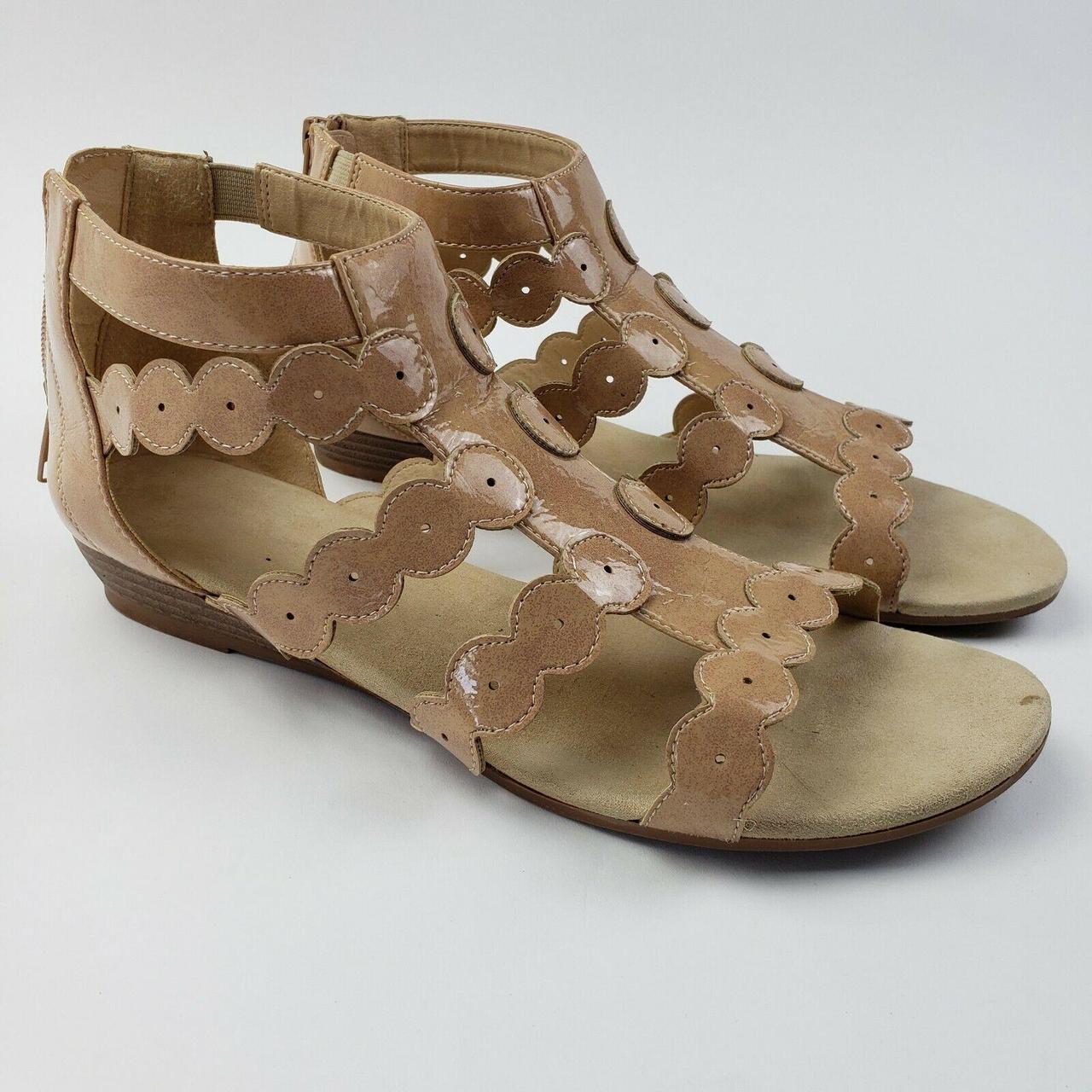 Avon Women's Sandals | Depop