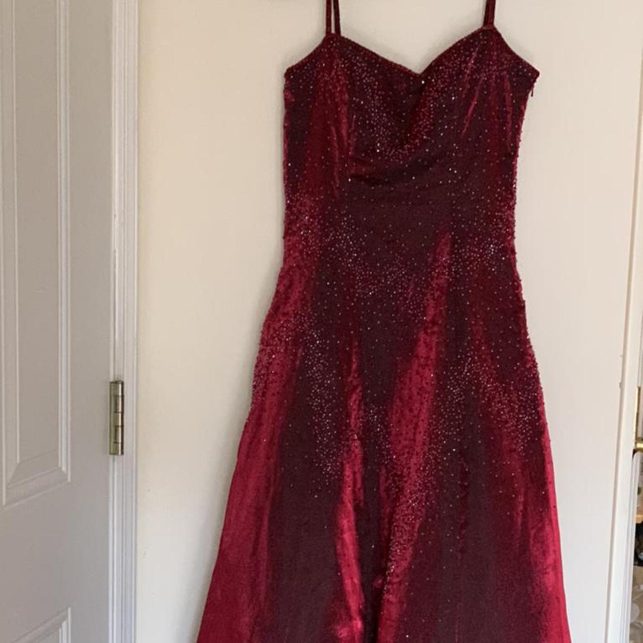Cache red dress, could be worn for prom or... - Depop