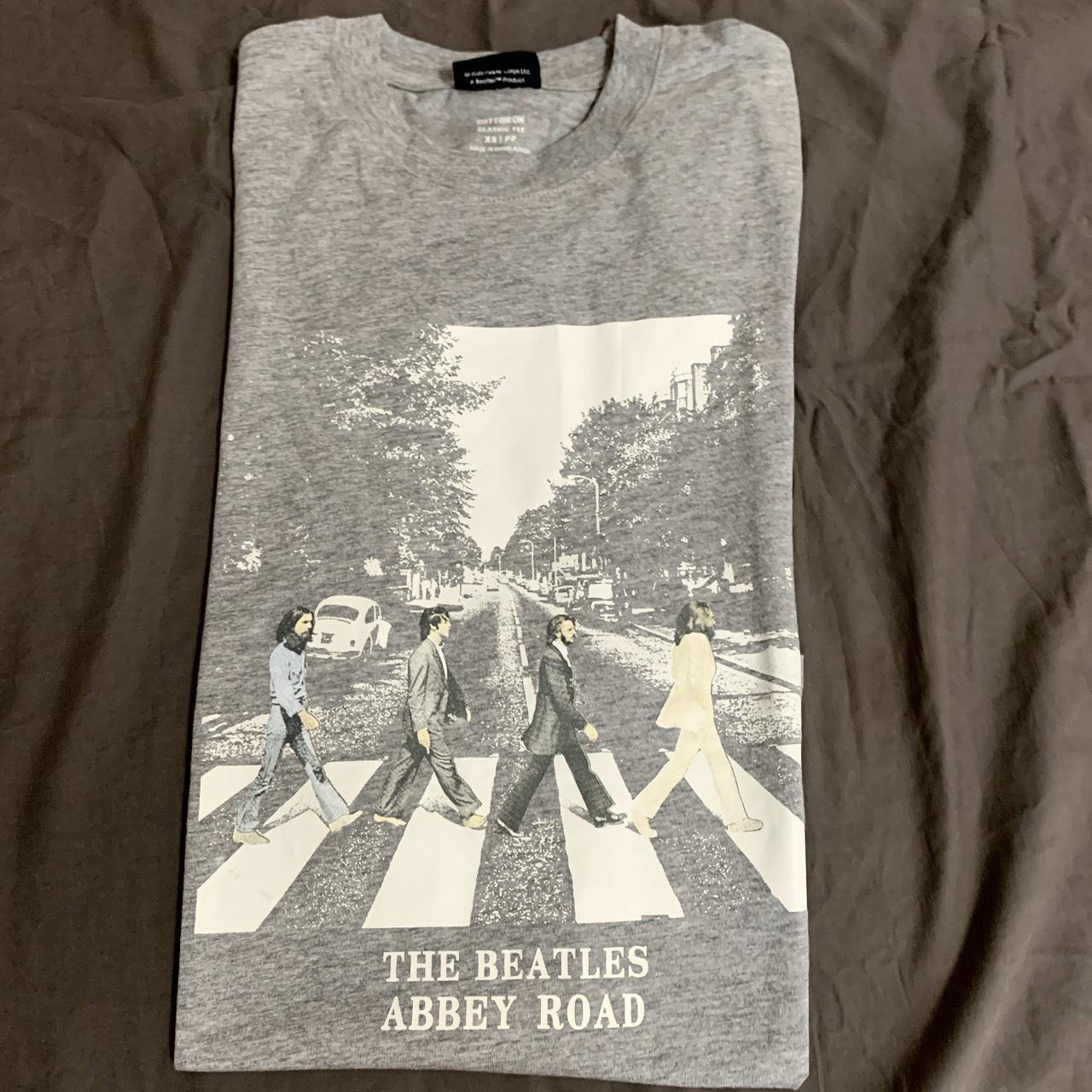 The Beatles graphic tee!🎸🎤 • size xs but can... - Depop