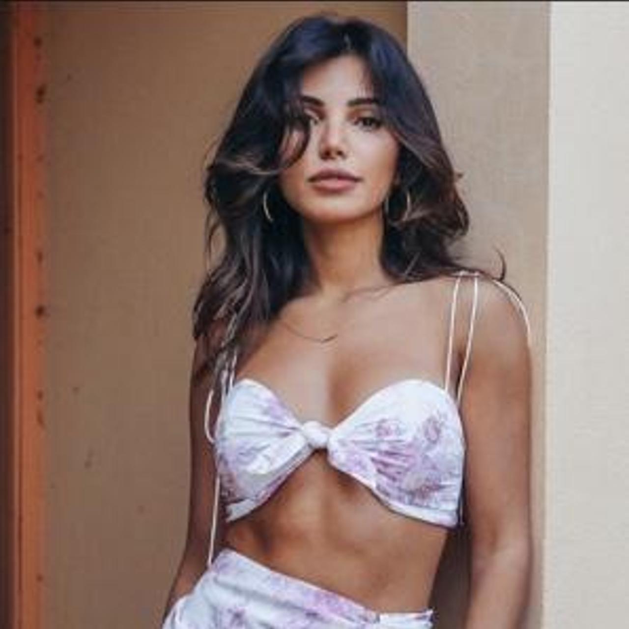 SOFIA THE LABEL size 8 bralette top! Never worn... - Depop