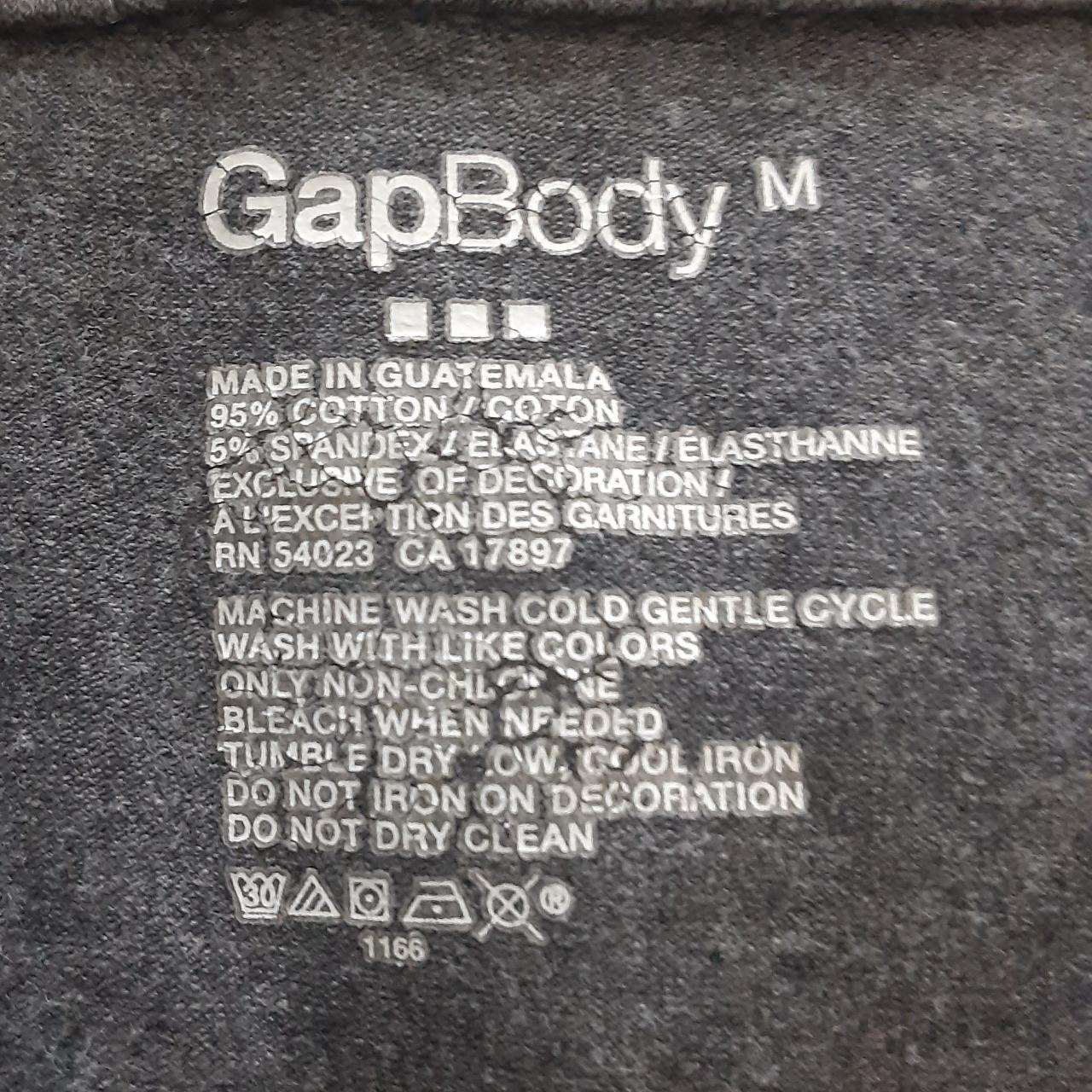 GapBody Fitness Women's Shirt, Size Medium, Gray 1/4... - Depop