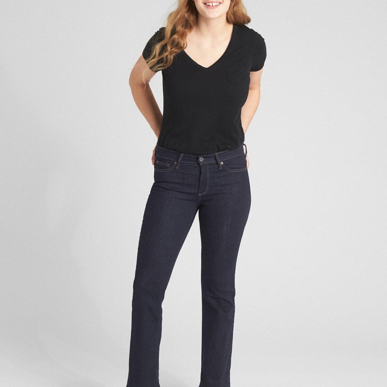 GAP Mid Rise Perfect Boot Jeans 30 RRP £25, worn... - Depop