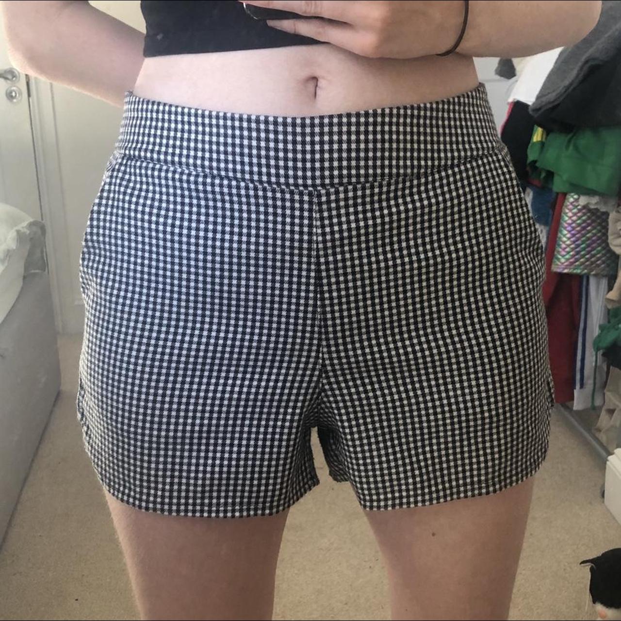 Brandy Melville Short Super cute shorts, just too... - Depop