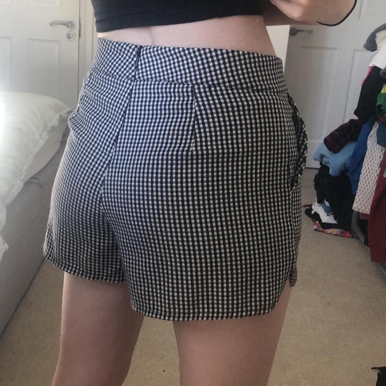 Brandy Melville Short Super cute shorts, just too... - Depop