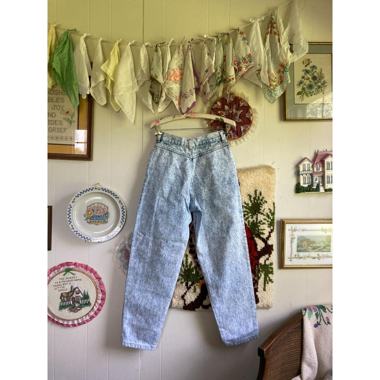 Adorable Light Acid Wash Jeans Added Iron Ons Depop