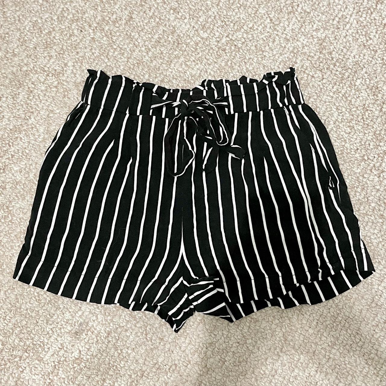 Black and white striped flowy shorts with pockets.... - Depop