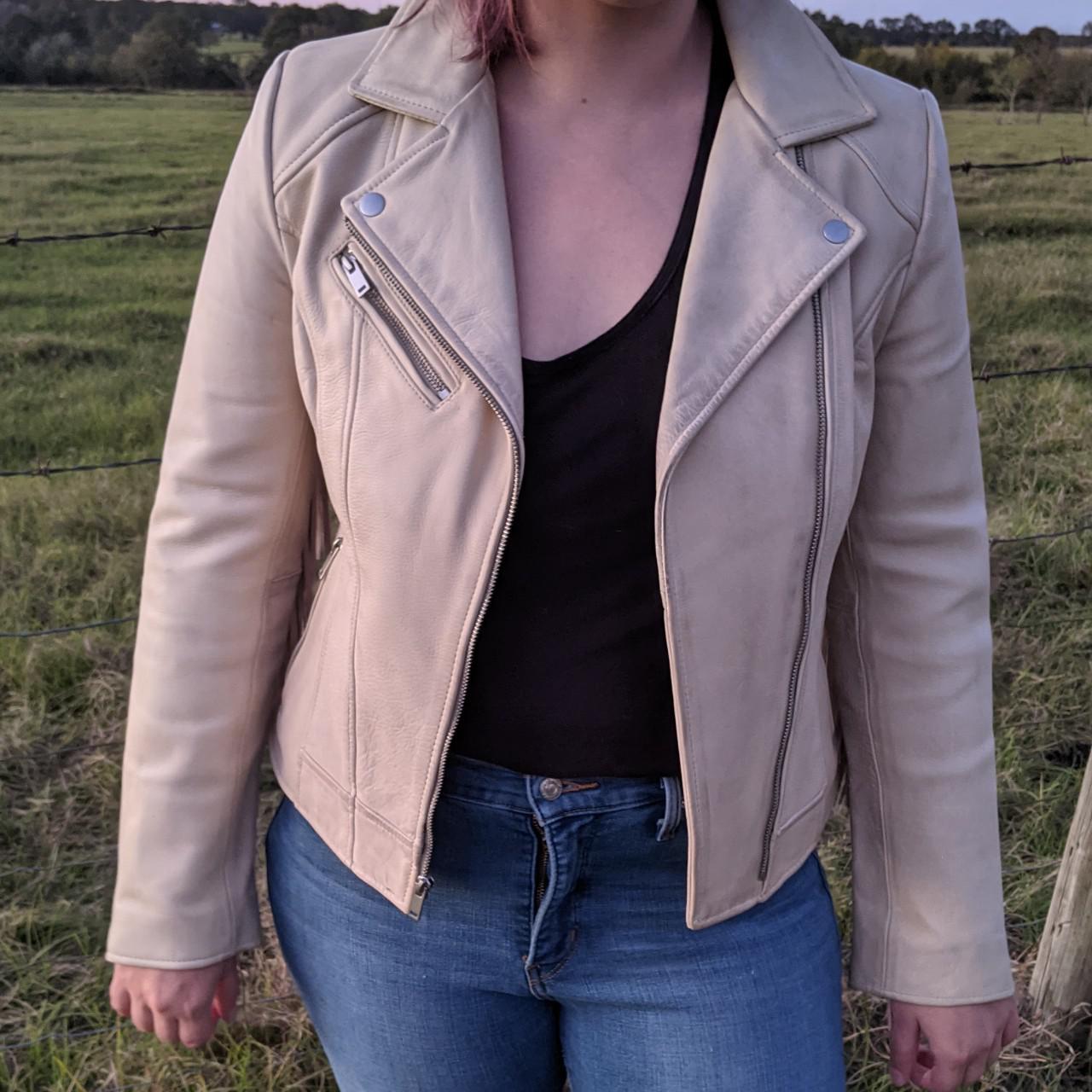 Women's Cream Jacket | Depop