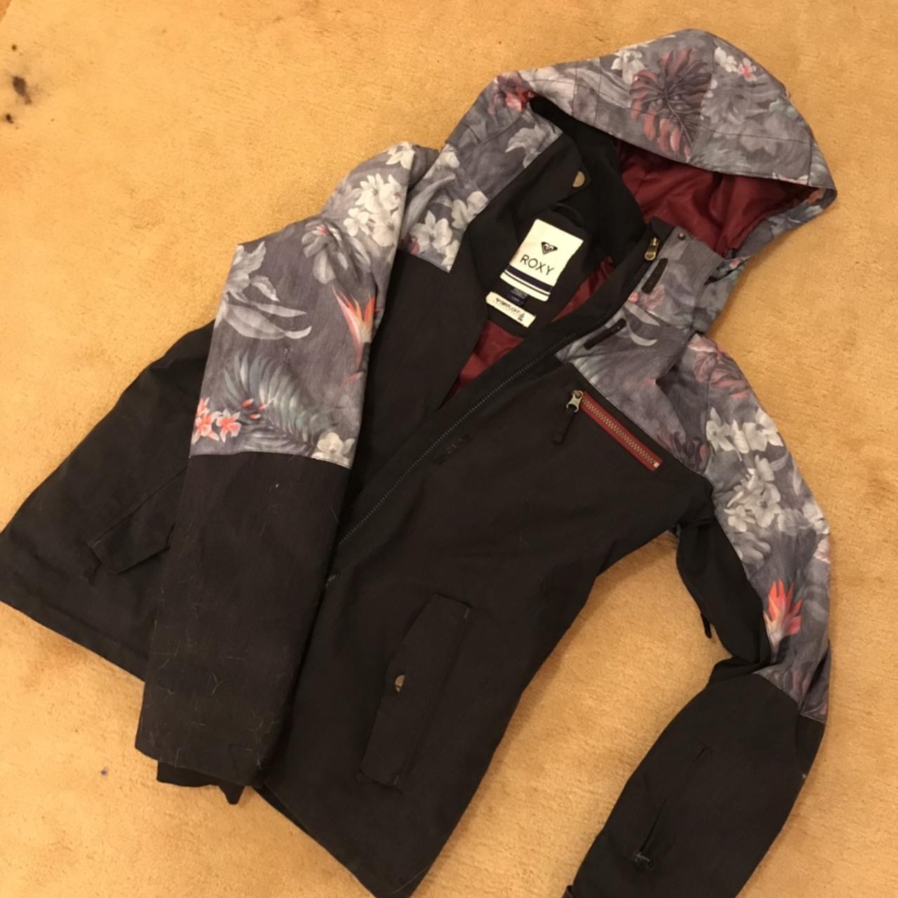 ROXY gore-Tex ski/snowboard jacket Size L Black,... - Depop