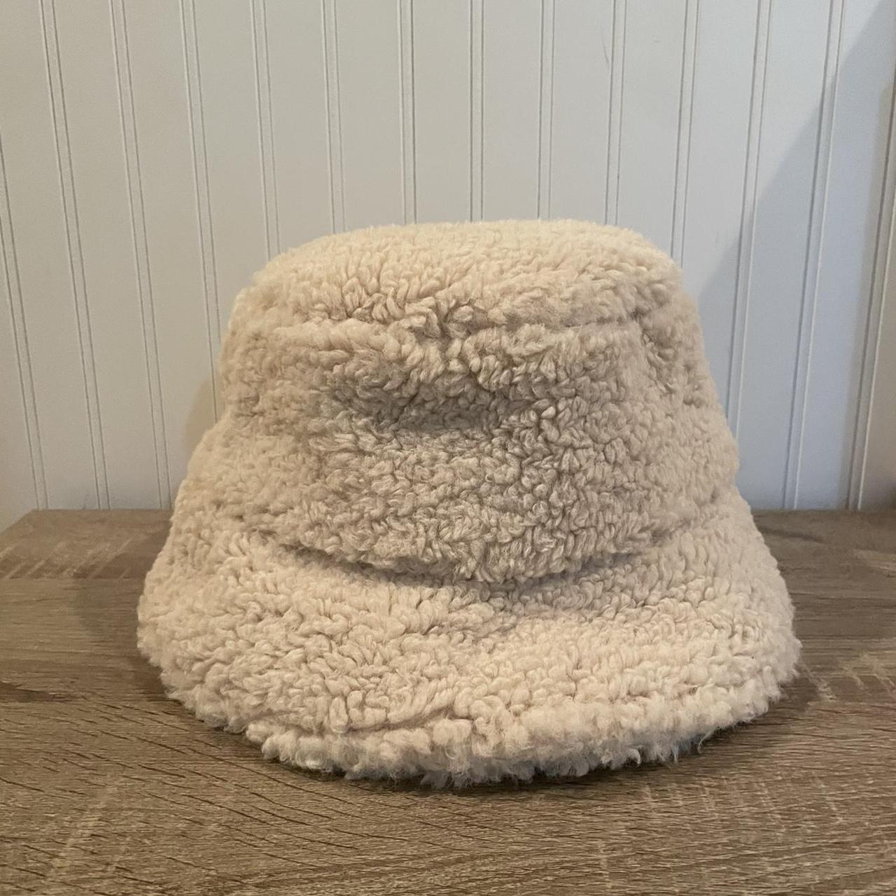 Fluffy Beige Bucket Hat - never worn - no stains or... - Depop