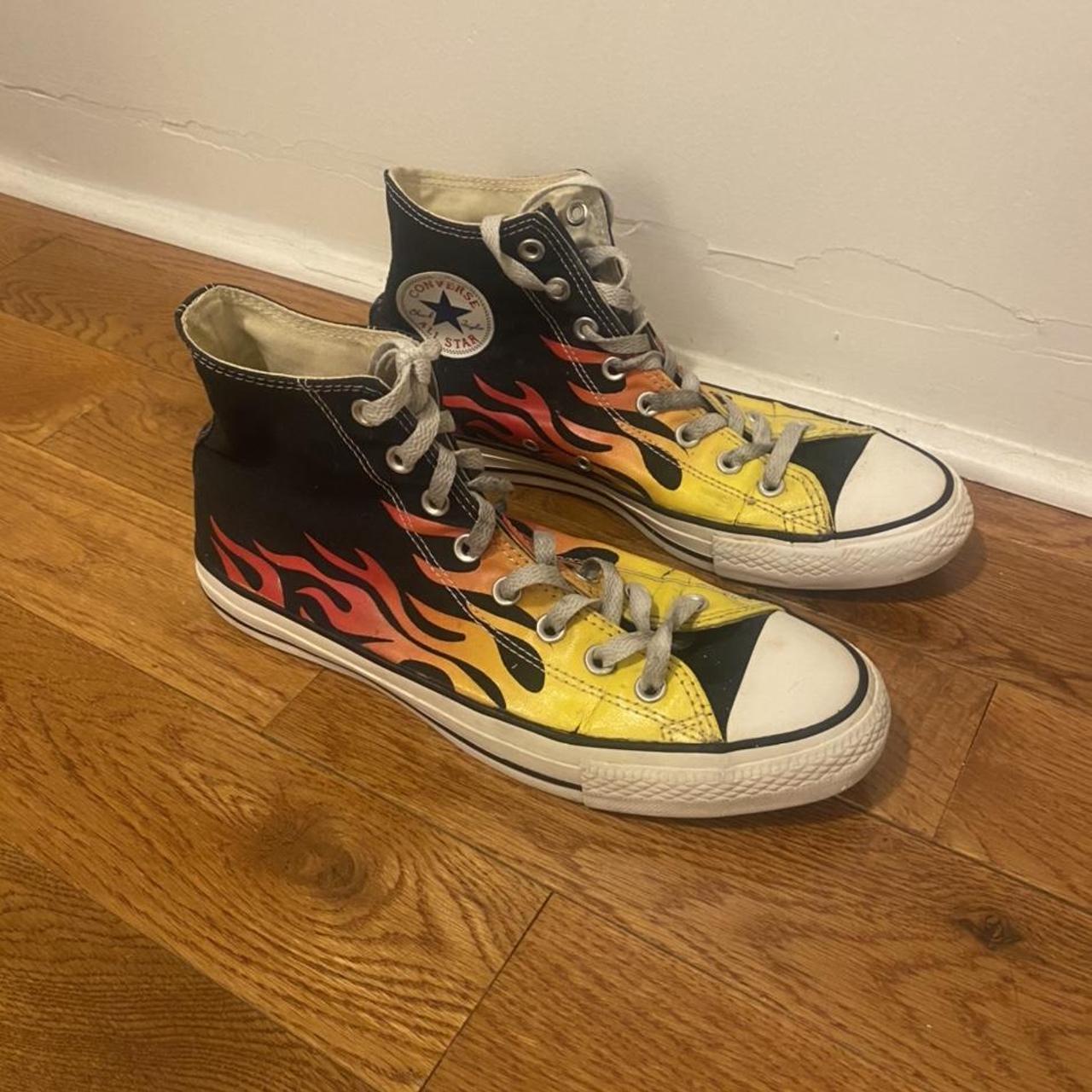 Flame converse lightly worn. These are vintage... - Depop